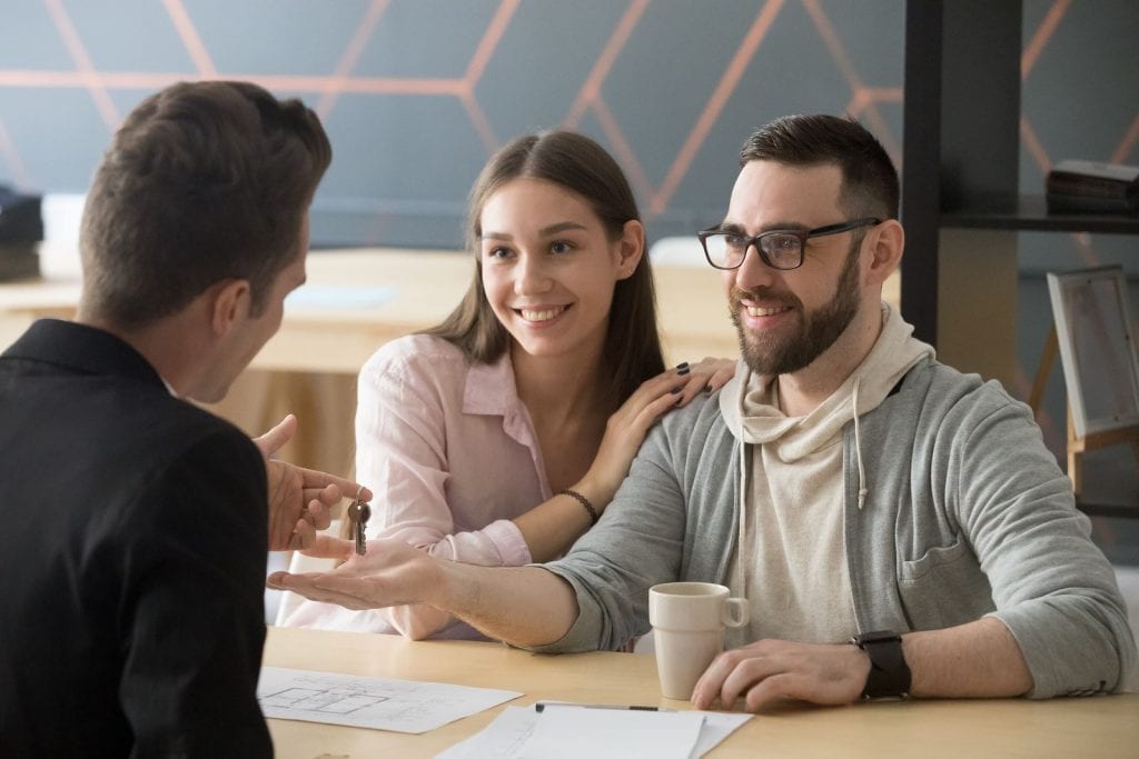 How to Screen Tenants for a Rental Property | Mashvisor